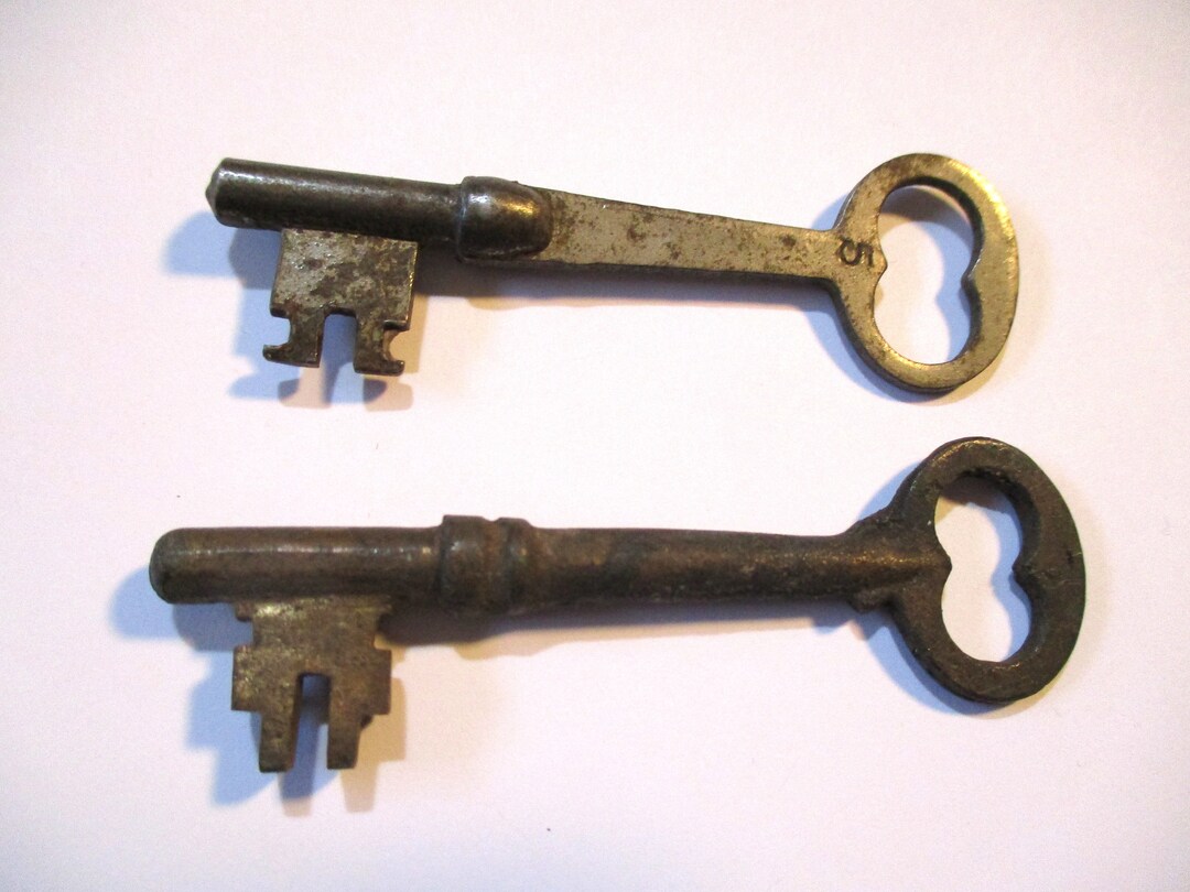 Two 2 3/4 Inch Antique Mid to Late 19th Century Iron/metal Skeleton ...