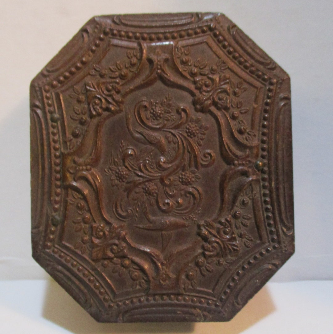 Antique Ambrotype Male Photograph in A Classic Civil War Era Gutta ...