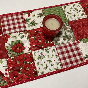 Red Cardinals Quilted Table Runner, Winter Birds Quilted Table Runner ...