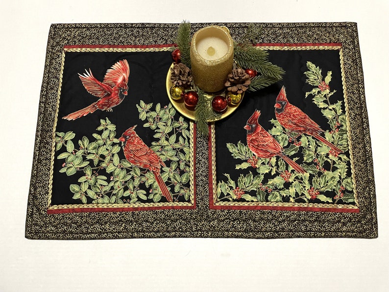 Cardinals Quilted Table Runner Winter Christmas Quilted Table - Etsy