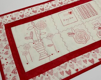 Valentines Day Quilted Table Runner, Valentines Day Decor, Retro Style ...