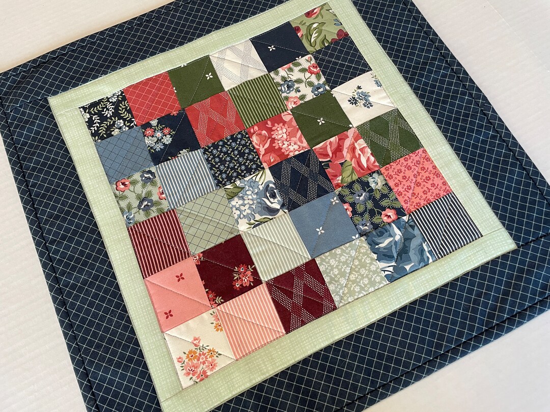 Floral Quilted Table Topper, Primitive Quilted Table Runner, Patchwork ...