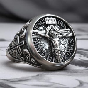 Jesus Christ Crucifix Signet Ring – 18k Gold Plated Christian Catholic ...