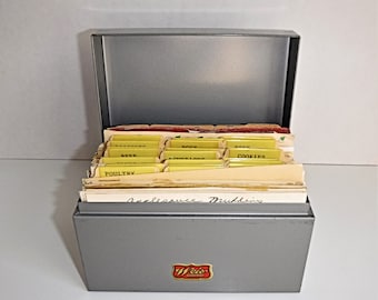 Vintage recipe box | Etsy