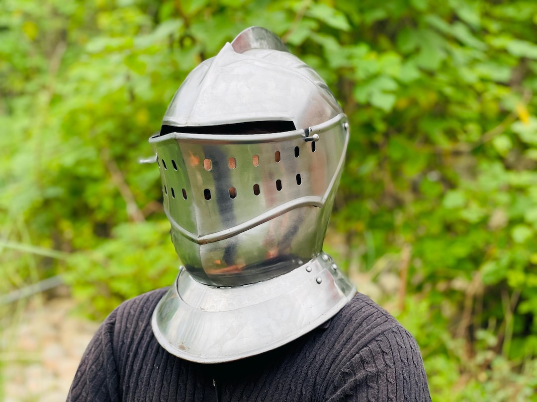 Medieval European Closed Helmet – Wearable Medieval Knight Armor – LARP ...