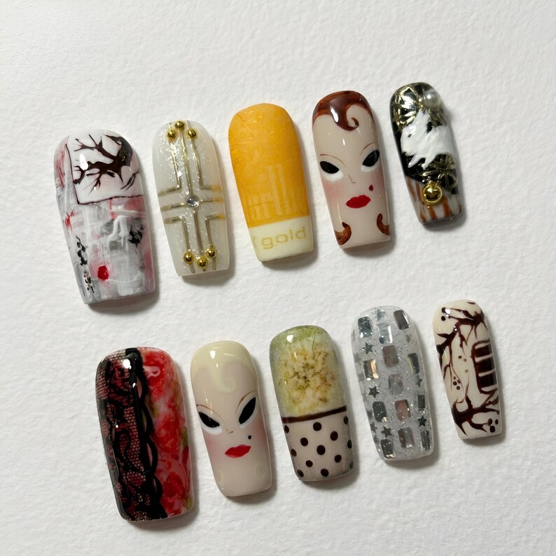 Hand-painted Marlboro Gold Grunge Press on Nails | Avant Garde ...