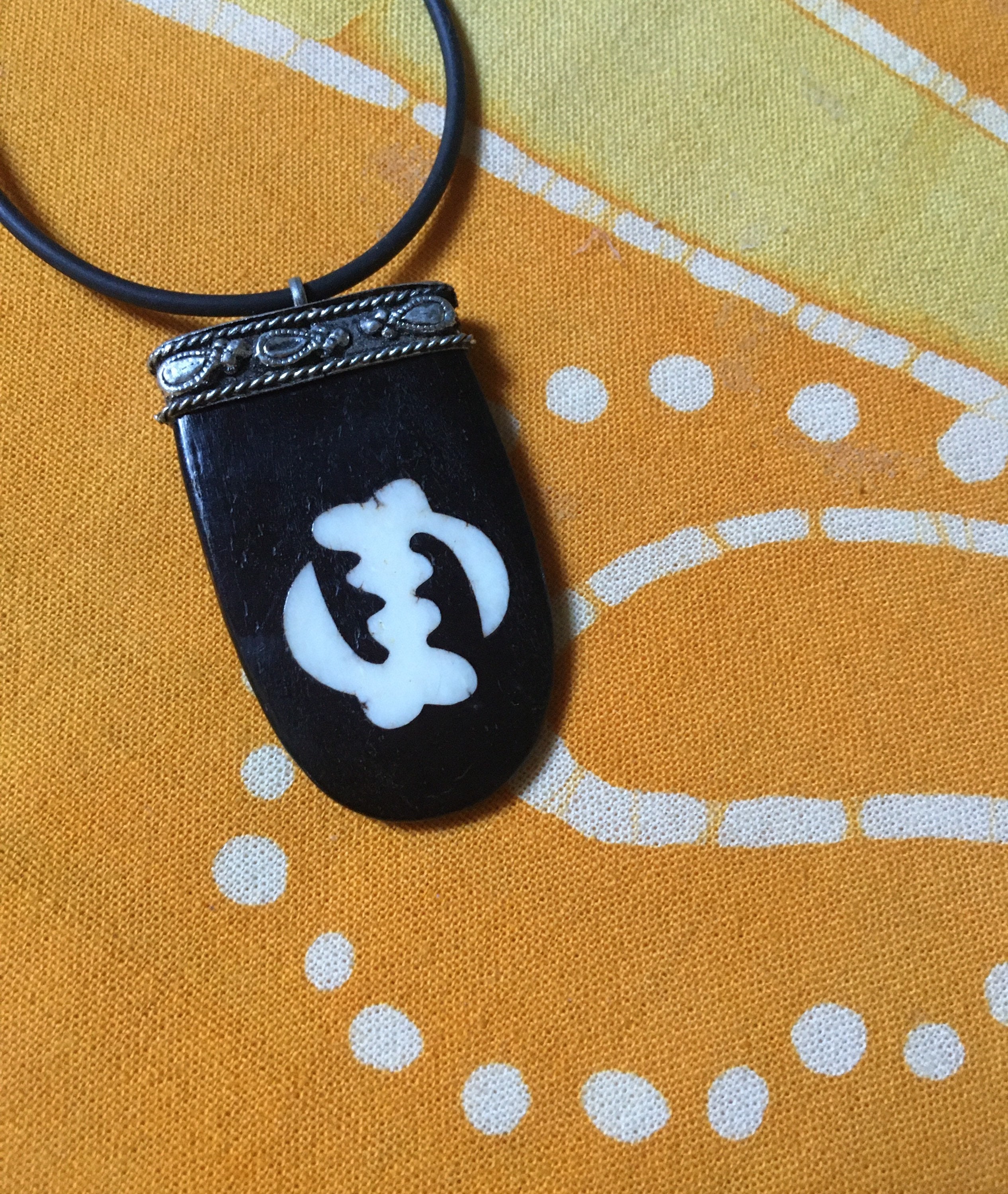 Gye Nyame Adinkra West African Symbol Batik Bone Pendant Necklace ...
