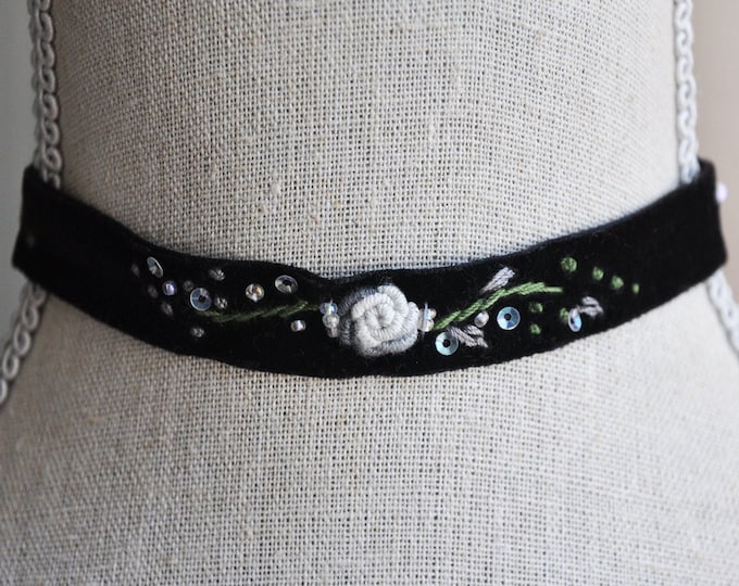 Velvet Choker, Black Flower Choker, Vintage Choker, Flower Necklace ...