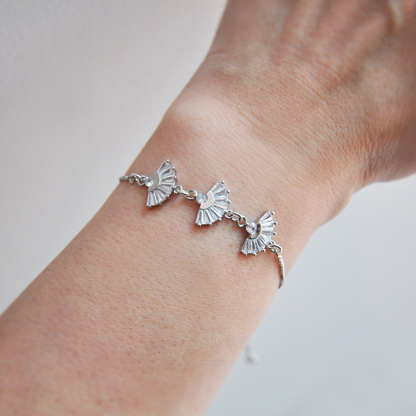 Art Deco Bracelet, Fan Bracelet, Adjustable Bracelet, Box Chain ...