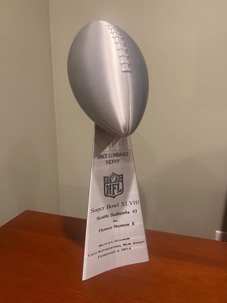 New England Patriots Vince Lombardi Trophy Replica - All 6 Super Bowl ...