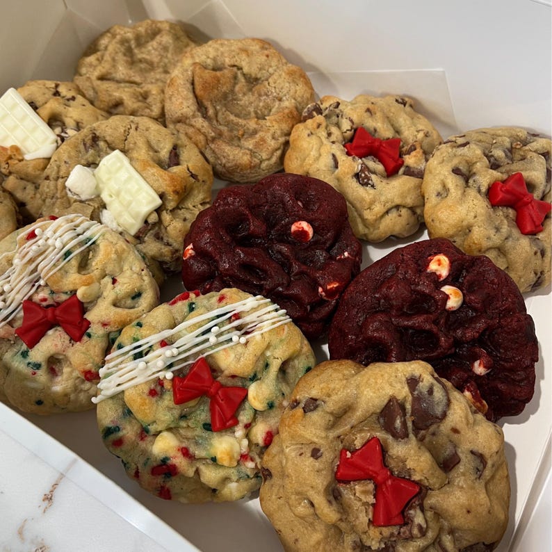 Gourmet Cookie Gift Box, Fresh Baked Assortment (12 Cookies) - Etsy