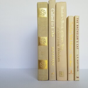 DecorateWithBooks - Etsy