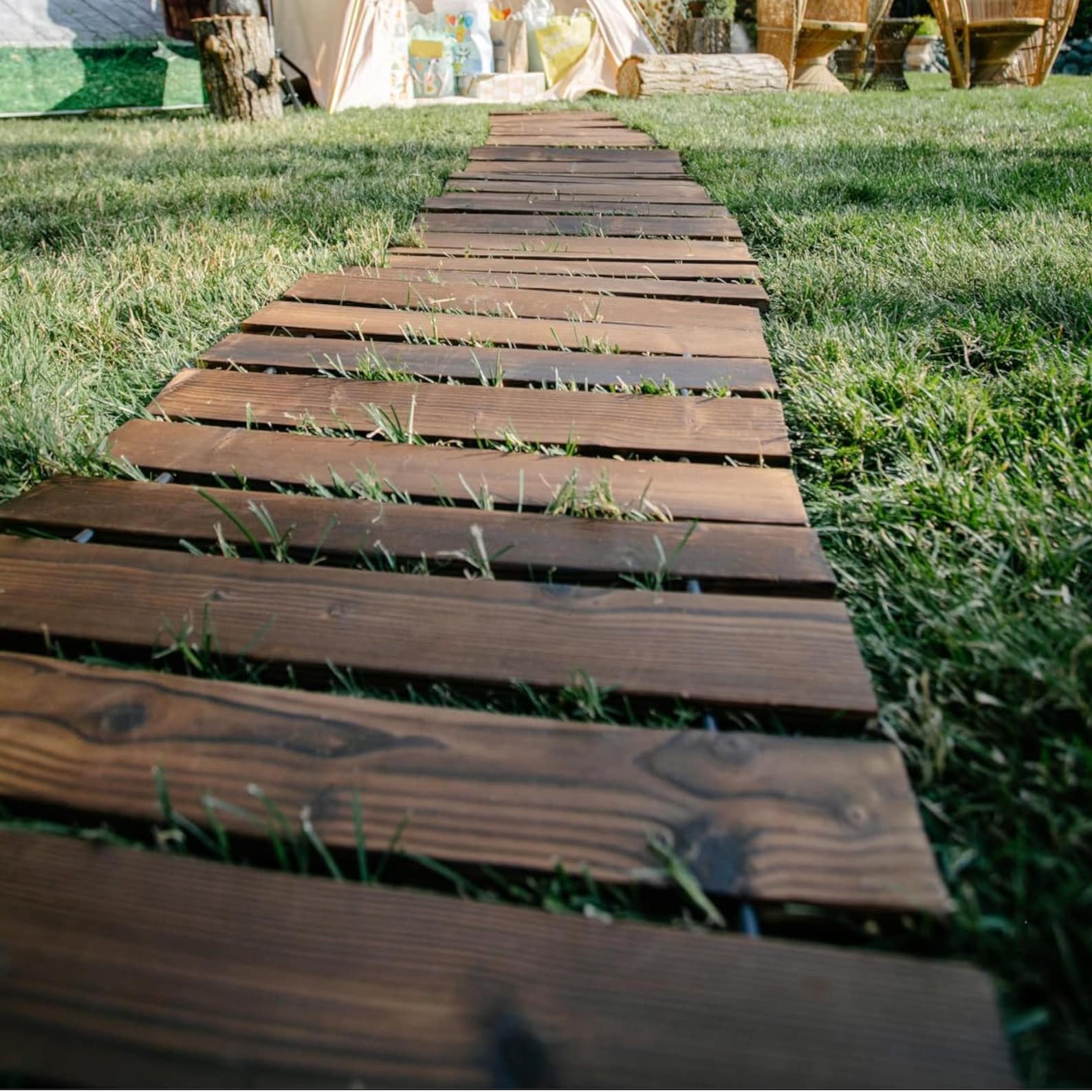Flexible Cedar Garden Pathway: Rustic Outdoor Flooring, 17-inch Wide - Etsy