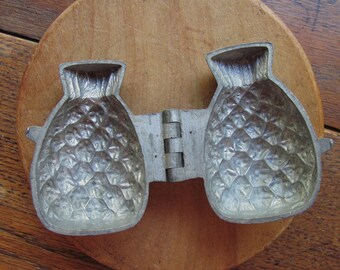 Pewter Metal Mold - Etsy
