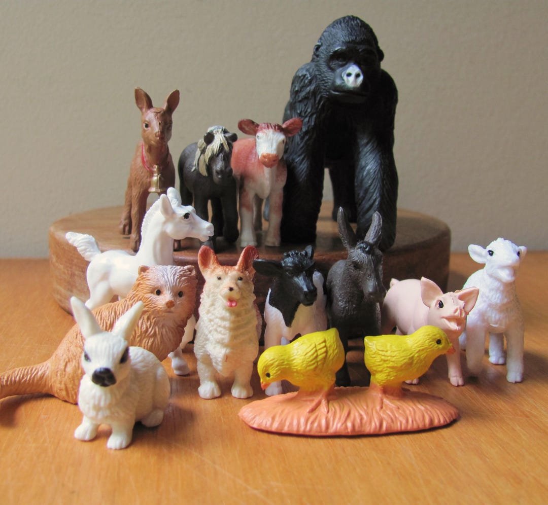13 Farm Corgi Cat Ape Gorilla Safari Terra Mini Animals Noah Ark Toy ...