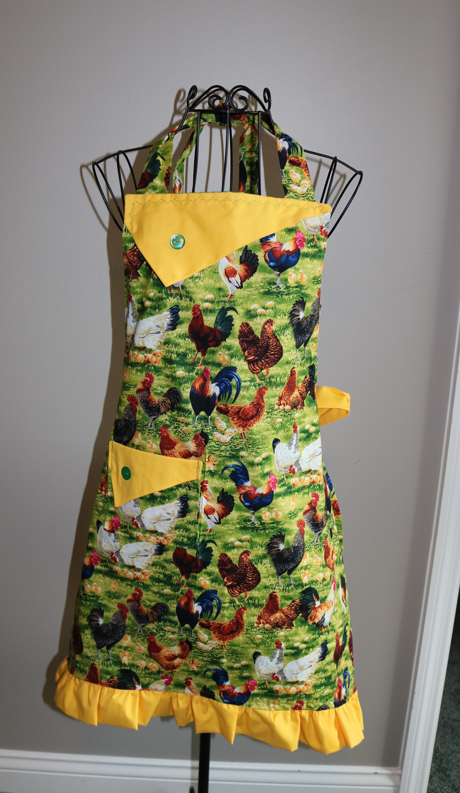 Roosters and Hens Women's Apron Ruffle Pocket Barn - Etsy