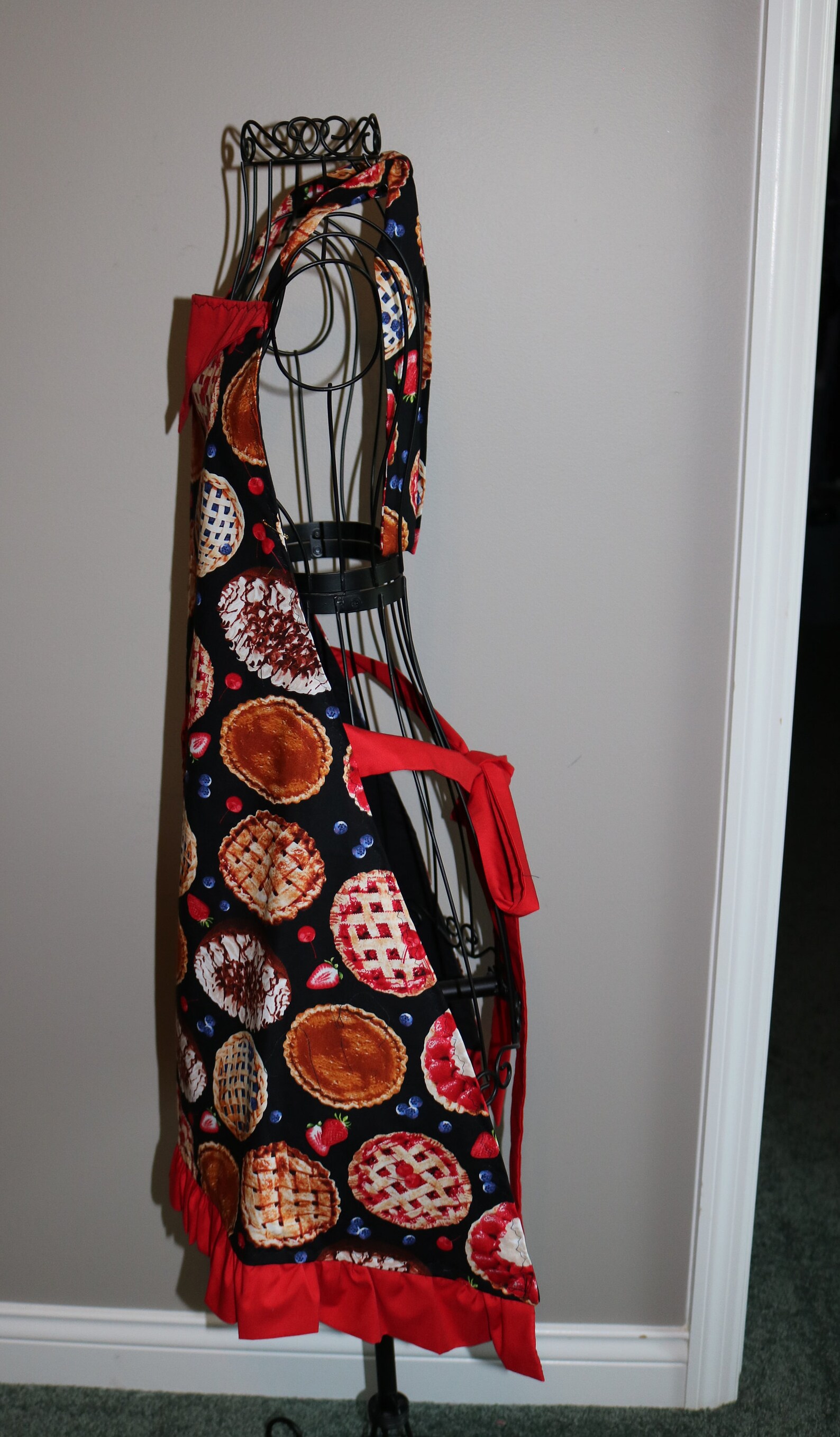 Bakery Fresh Pies - Women's Apron - Pocket -ruffle - Apple - Cherries ...