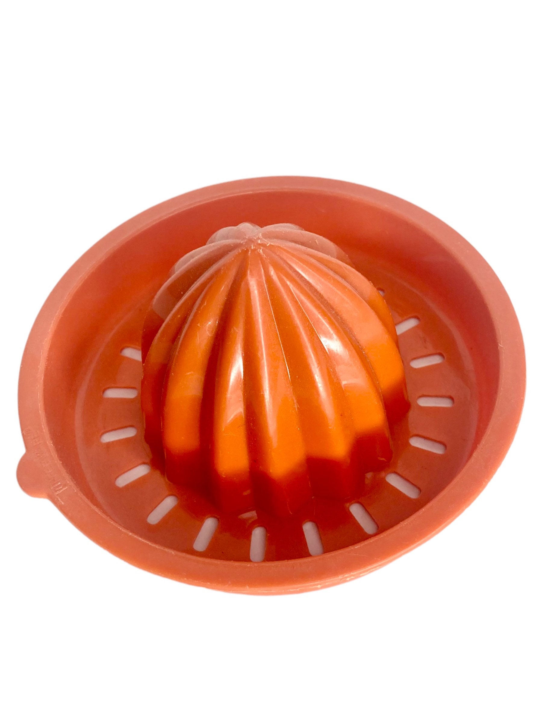 Vintage Tupperware Juicer - Etsy
