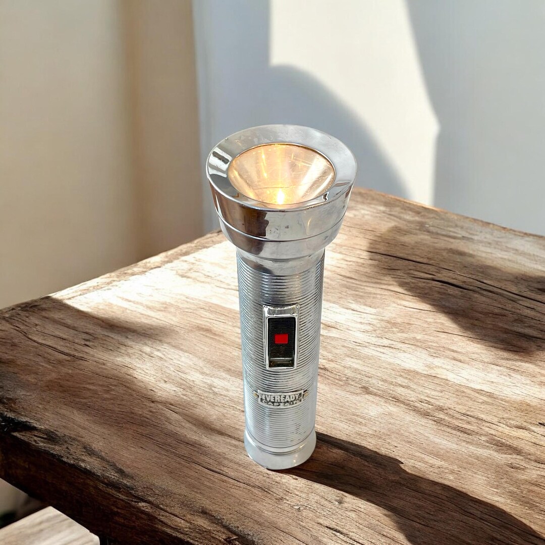 Vintage Eveready Metal Flashlight - Eveready Captain Model -works Great ...