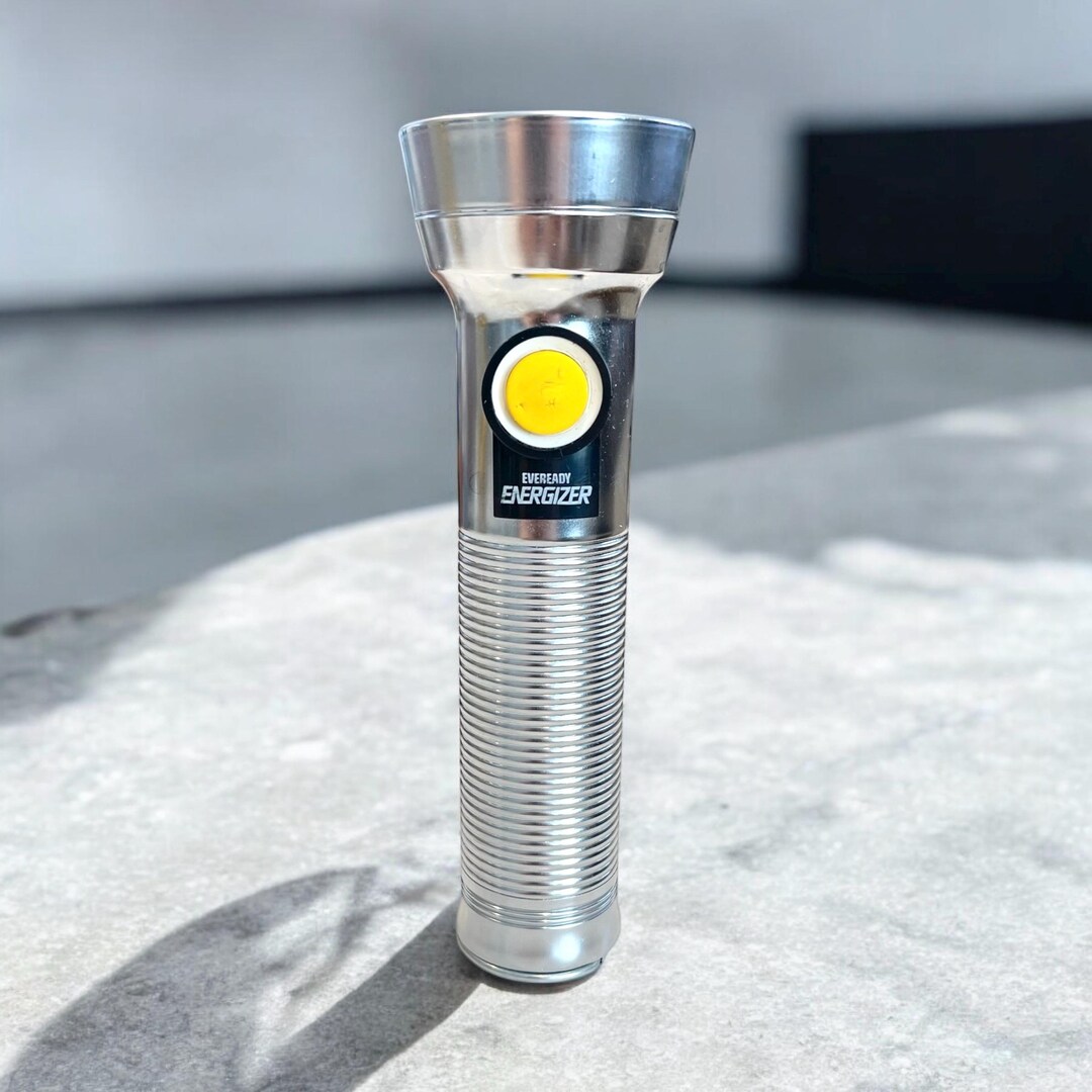 Vintage Eveready Flashlight - Vintage Metal Flashlight - Etsy