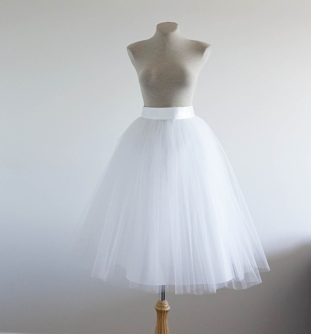 White Tulle Skirt . Wedding Tulle Skirt .tea Length Tulle Skirt. Tutu ...