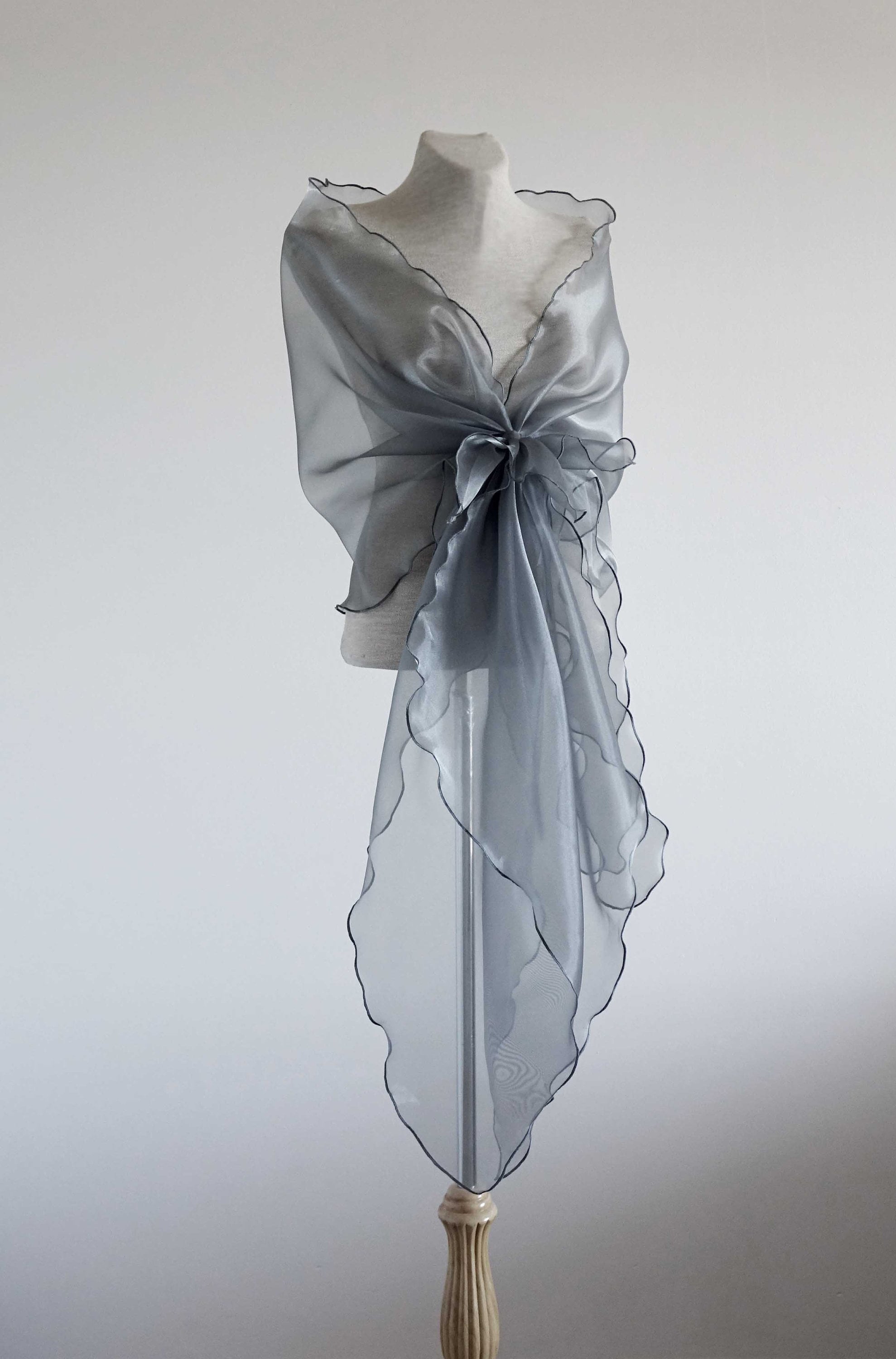 Navy Blue Organza Shawl. Mother of the Bride Shawl Bridal | Etsy Canada