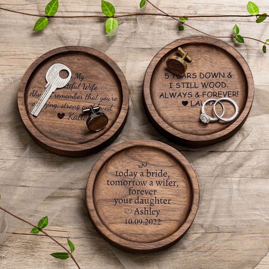 Personalized Ring Dish, Custom Jewelry Dish, Wedding Ring Dish, Wood ...