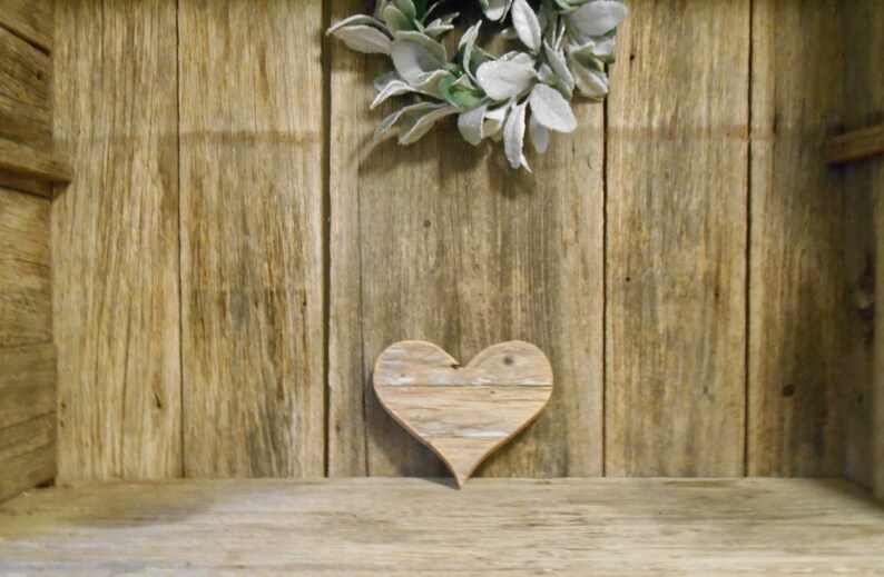 6 Wood Heart Rustic Decor Farmhouse Decor Reclaimed | Etsy