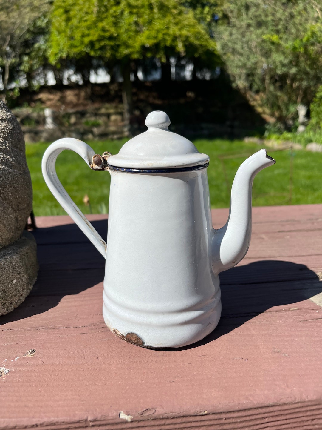 Vintage Farmhouse Kitchen White Enamelware Farmhouse Camping Coffee Pot ...