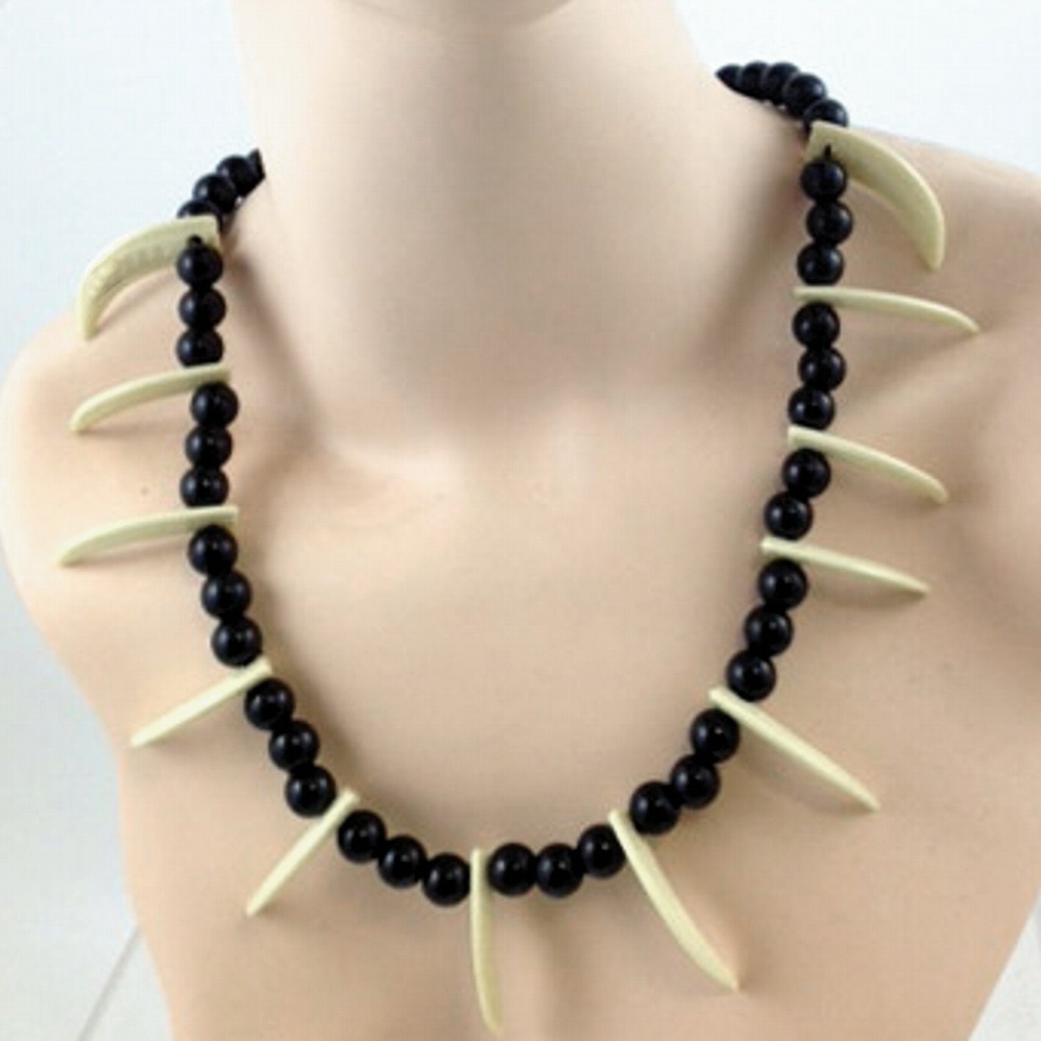 Caveman/woman Stone Age Witch Doctor Fang, Claw COSPLAY or Halloween ...