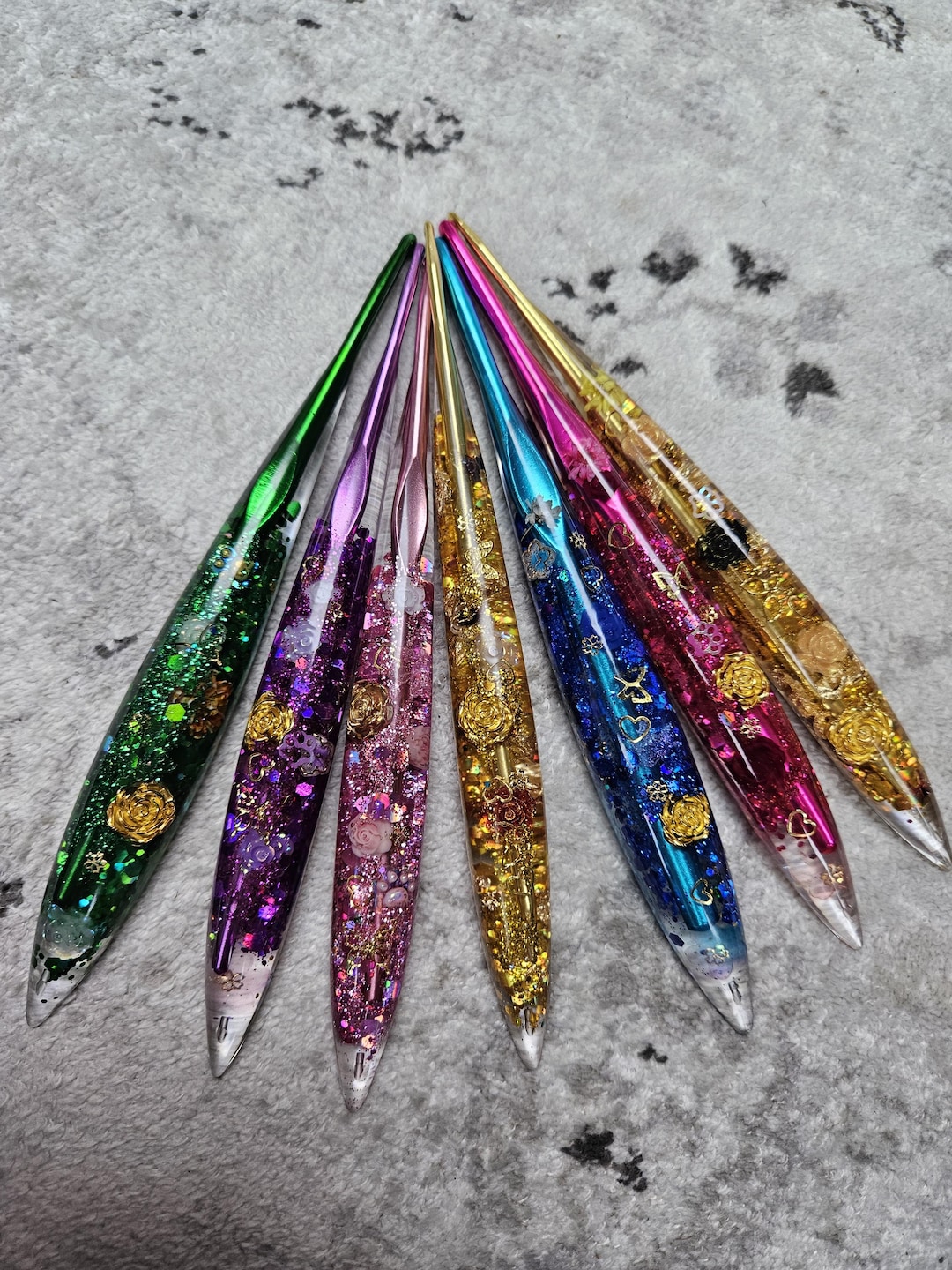 Ready to Ship. Handmade Ergonomic Crochet Hook, Floral Resin Needle - Etsy