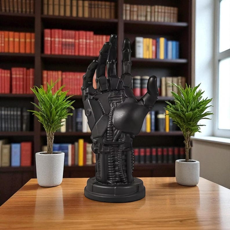 Mechanical Hand Statue – Cyberpunk Robot Arm Game Controller Stand ...