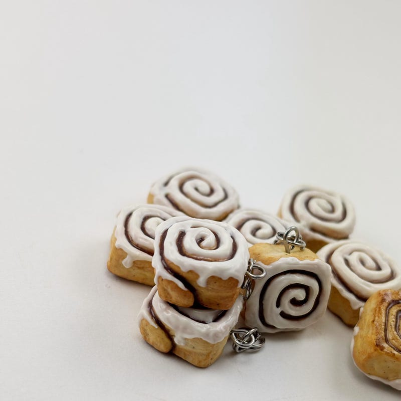 Cinnamon Stitches - Etsy