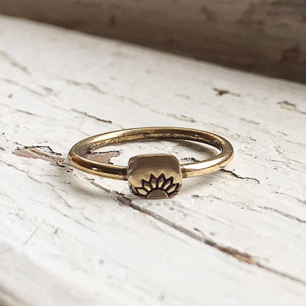 Sunflower Ring - Etsy