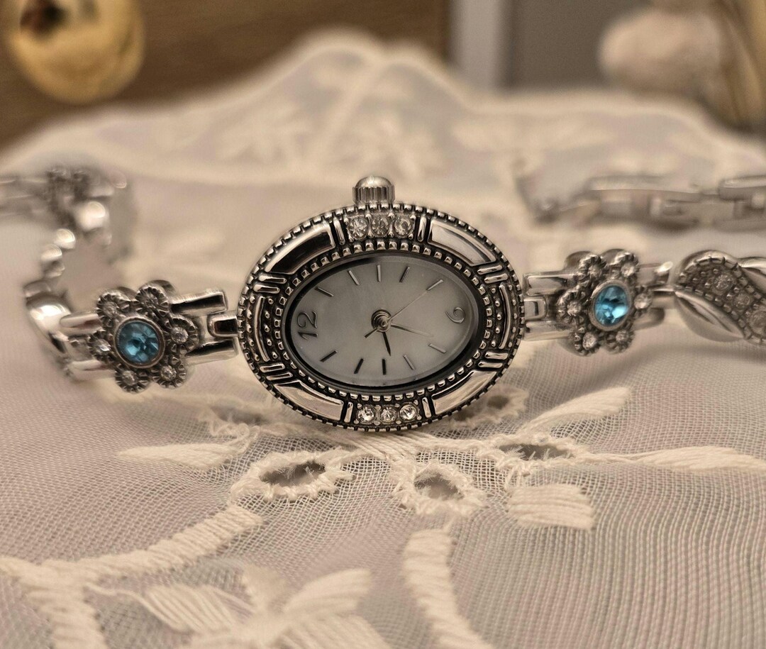 Blue Flower Gemstone Silver-tone Watch - Etsy
