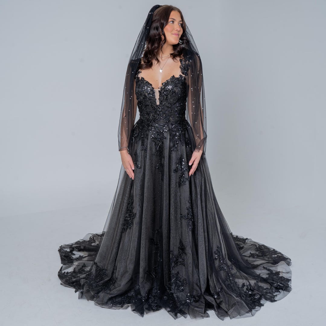 Black Wedding Dress Bridal Gown Gothic Lace Wedding Dress Black Bridal ...