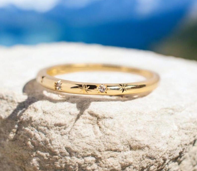 10K Solid Gold Stary Studded Thin Band Dainty Ring Inset Moissanite ...