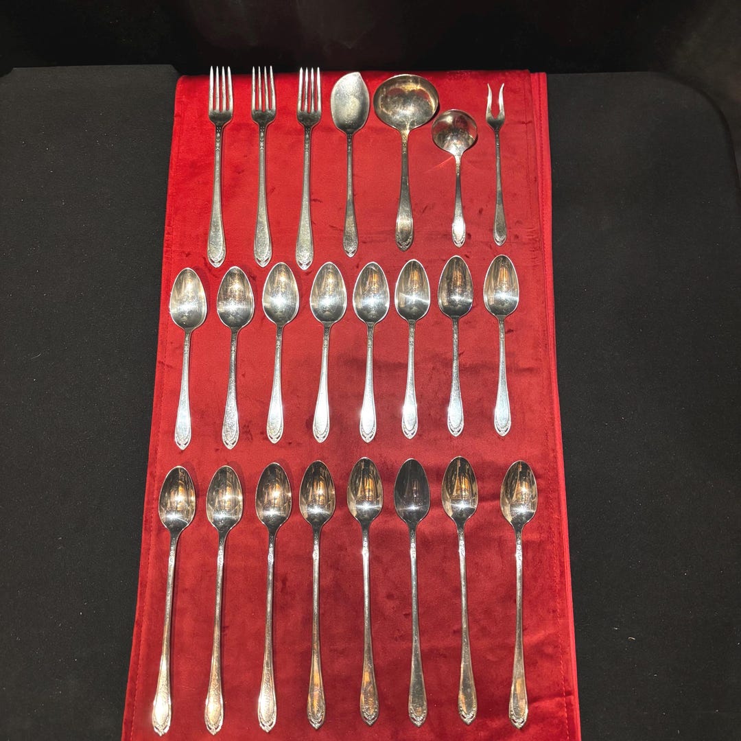 Lovelace (1936) - RG131 - 1847 Rogers Bros Silverplate Flatware ...
