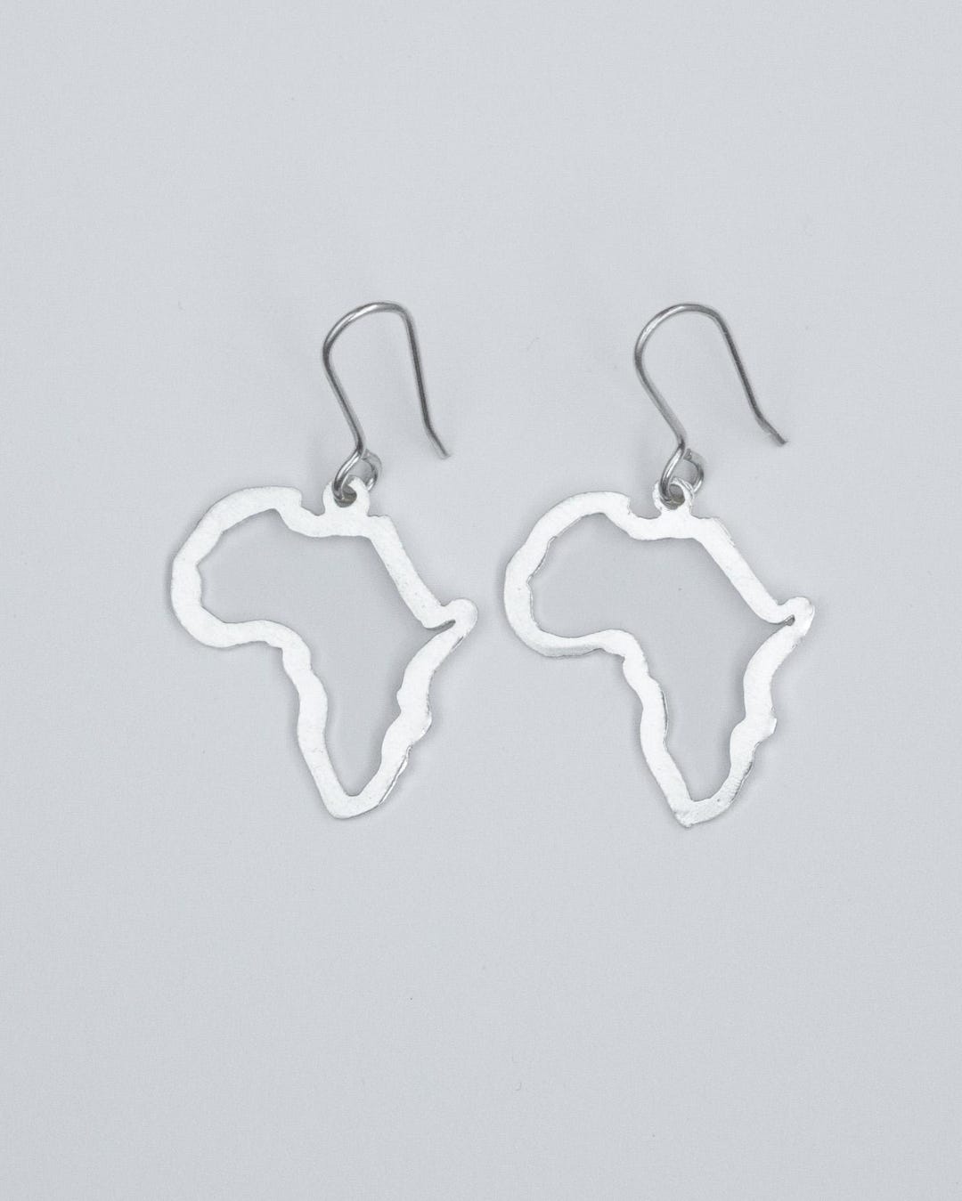 Africa Outline Dangle Earrings or Pendant - Genuine Handmade Silver - Etsy