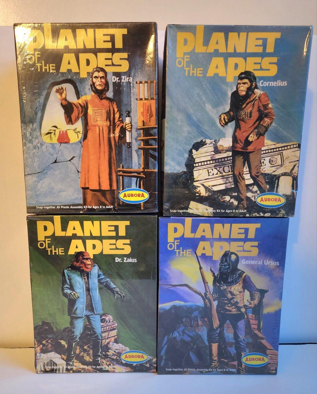 Planet of the Apes Aurora Model Kit Set Zira Cornelius Zaius Ursus ...