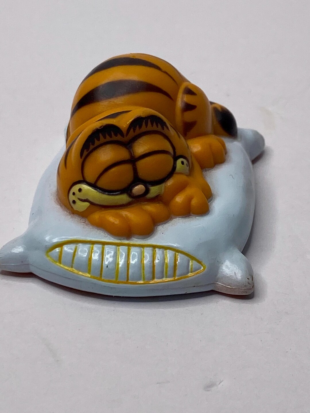 Vintage Garfield on Pillow Figurine Cake Topper 2.5" Long - Etsy
