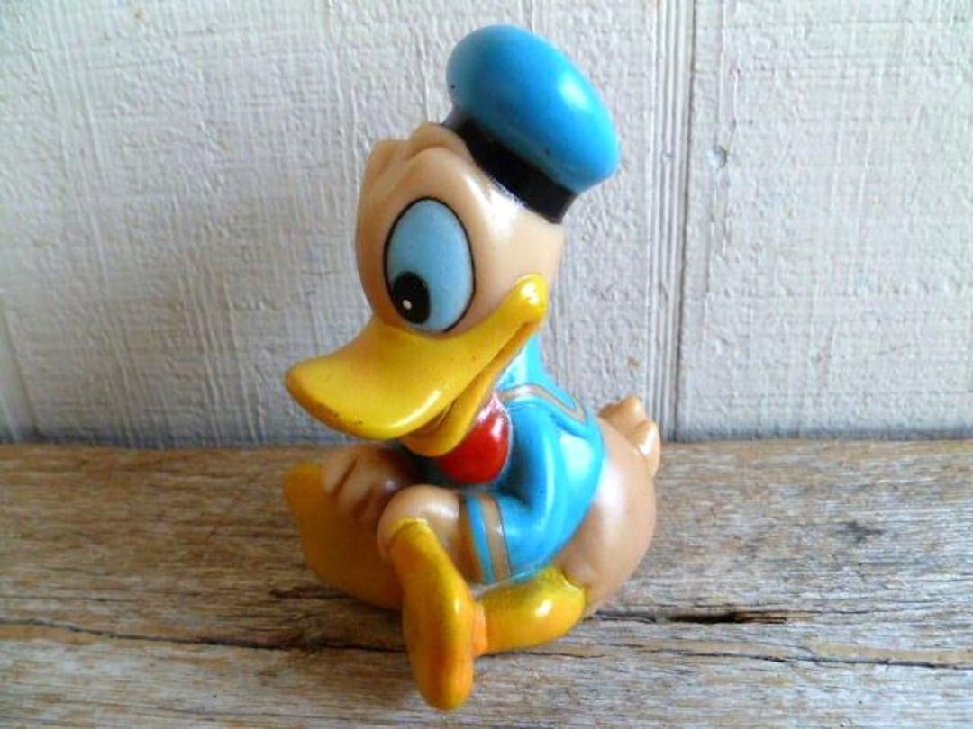Disney Donald Duck Squeeze Toy Faded 4.25" Tall Vintage - Etsy