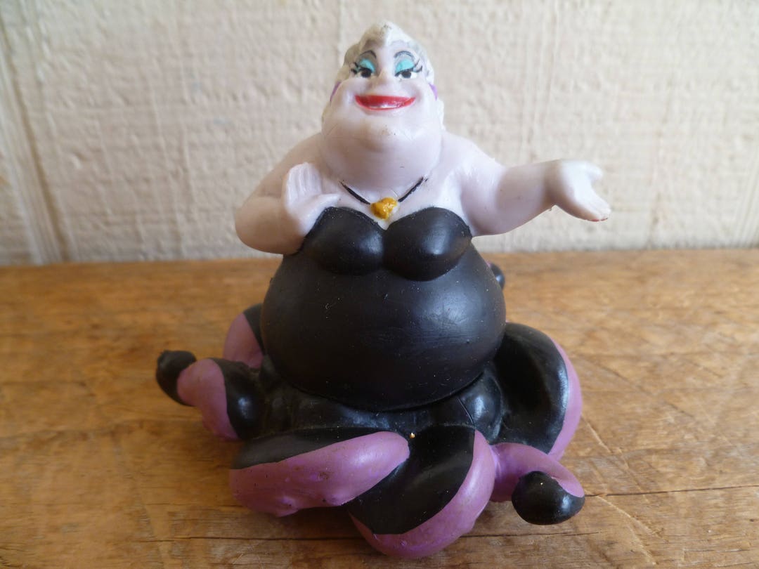 Disney Little Mermaid Ursula the Cecaelian Sea Witch Pvc Figurine Cake ...