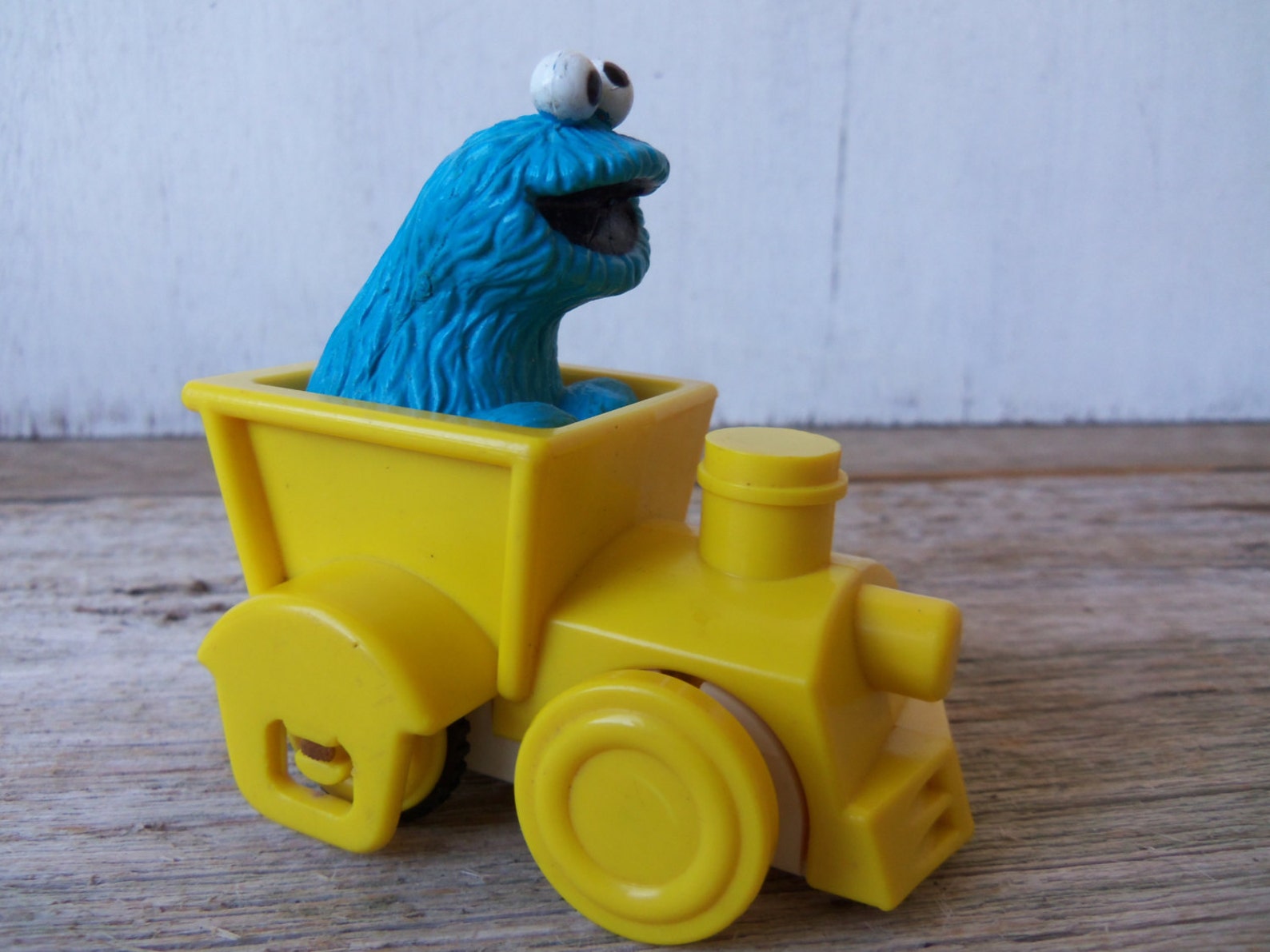 Sesame Street Cookie Monster in Yellow Train Engine - Etsy UK