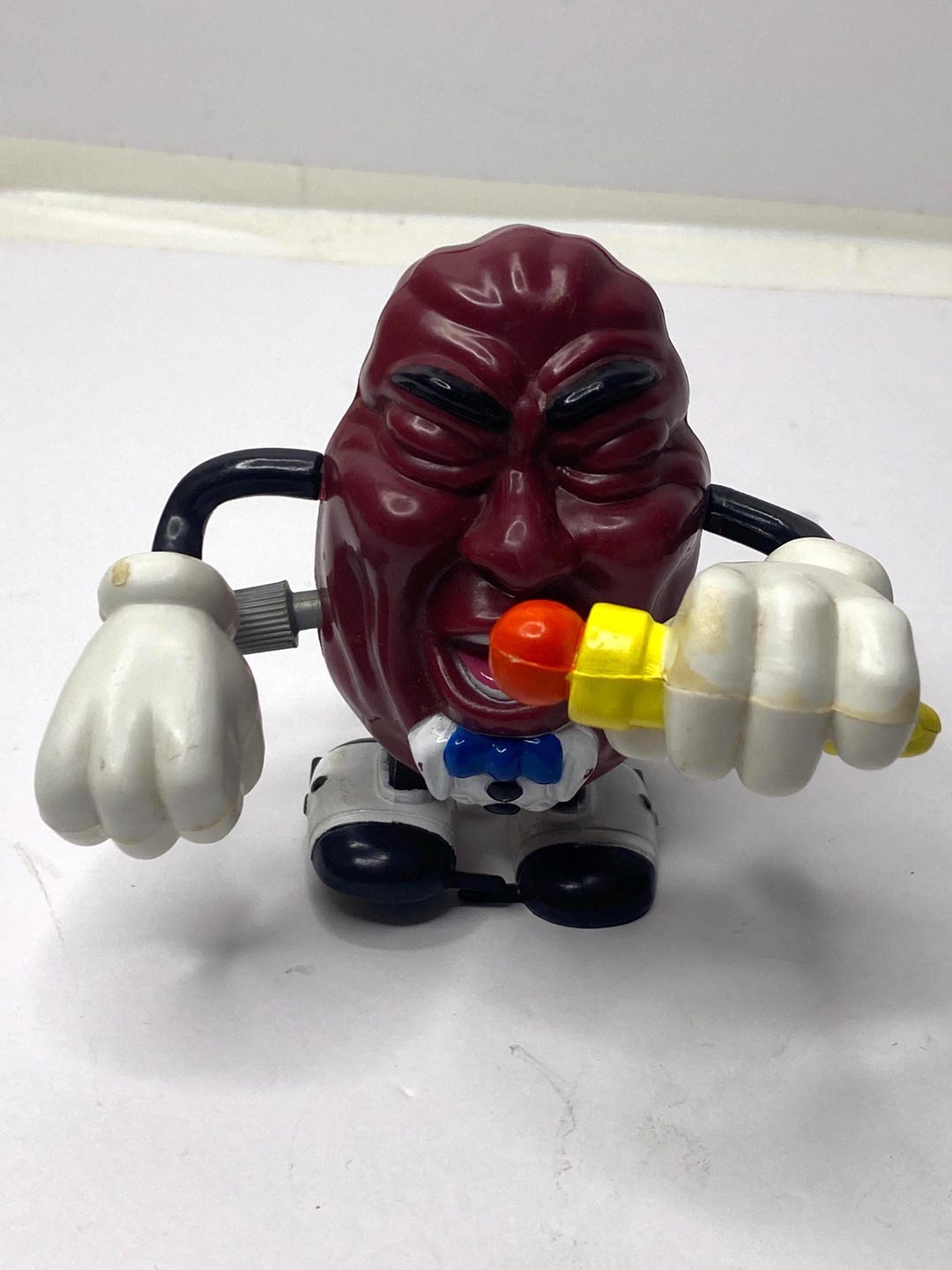 Singing California Raisin Wind up Figure 4" Tall 1988 READ NOT Working ...