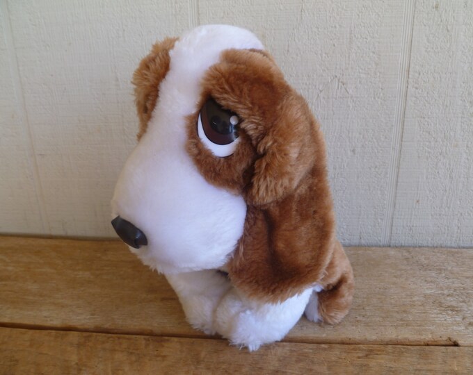 Radio Shack Radio Plush Dog, Hound Dog, Basset Hound Vintage Working ...
