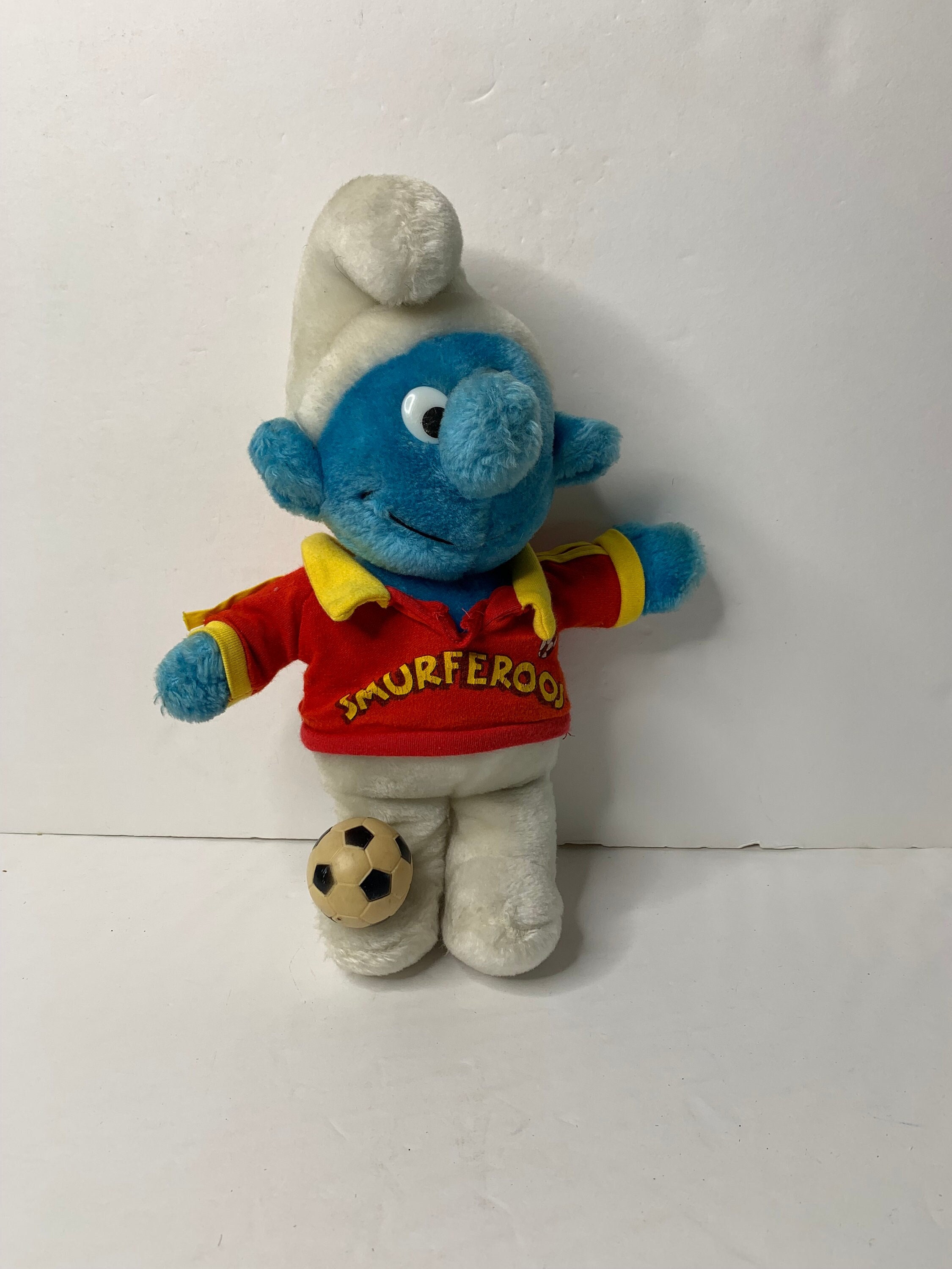 Wallace berrie & co stuffed animals store