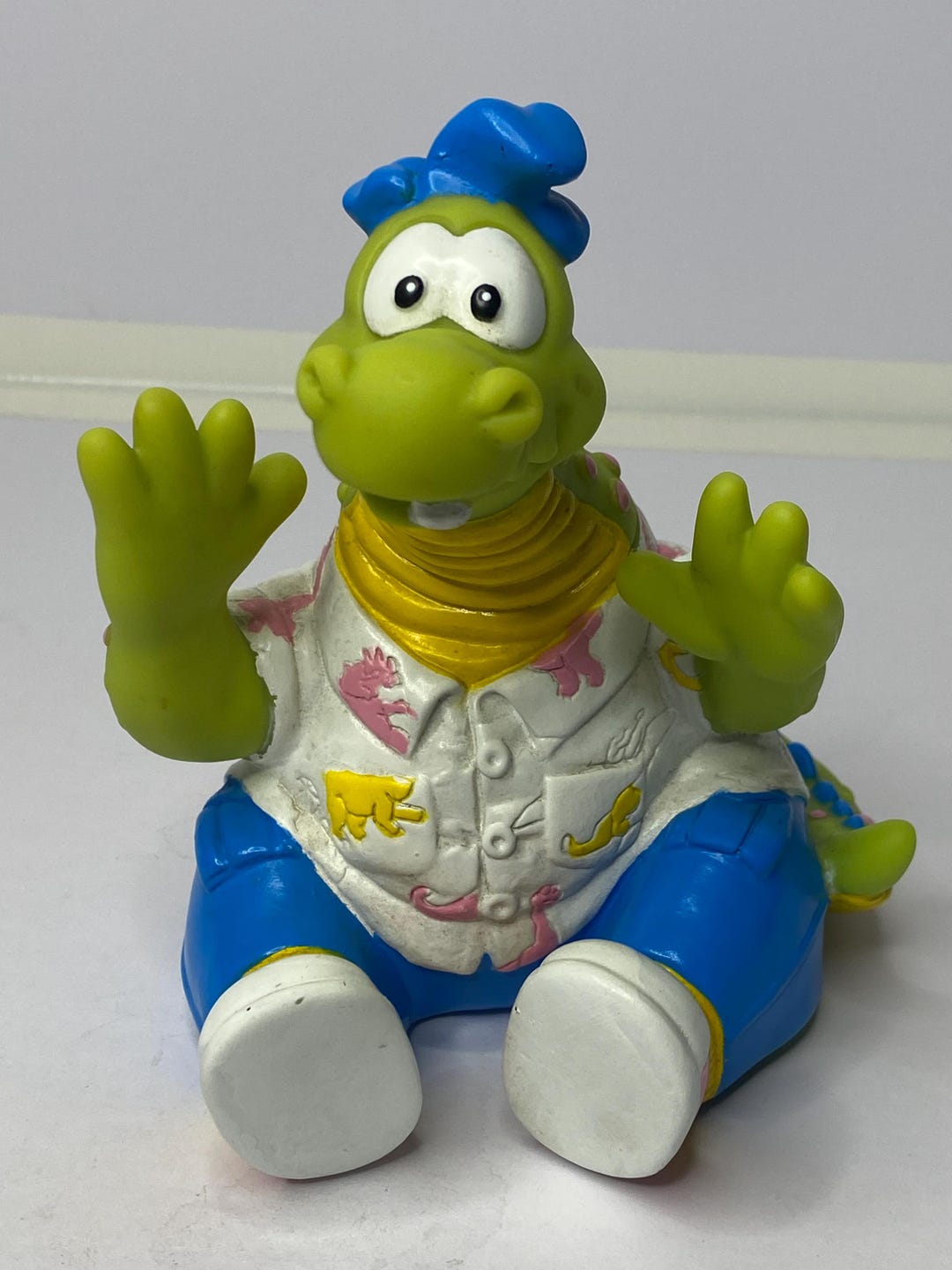 Magellan the Dragon Pizza Hut Eureeka's Castle Hand Puppet Cake Topper ...