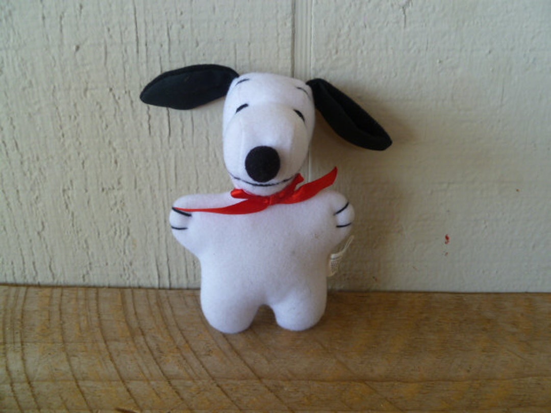 Snoopy Plush Cloth Doll Peanuts Charlie Brown 5" Tall Stuffed Toy Doll ...