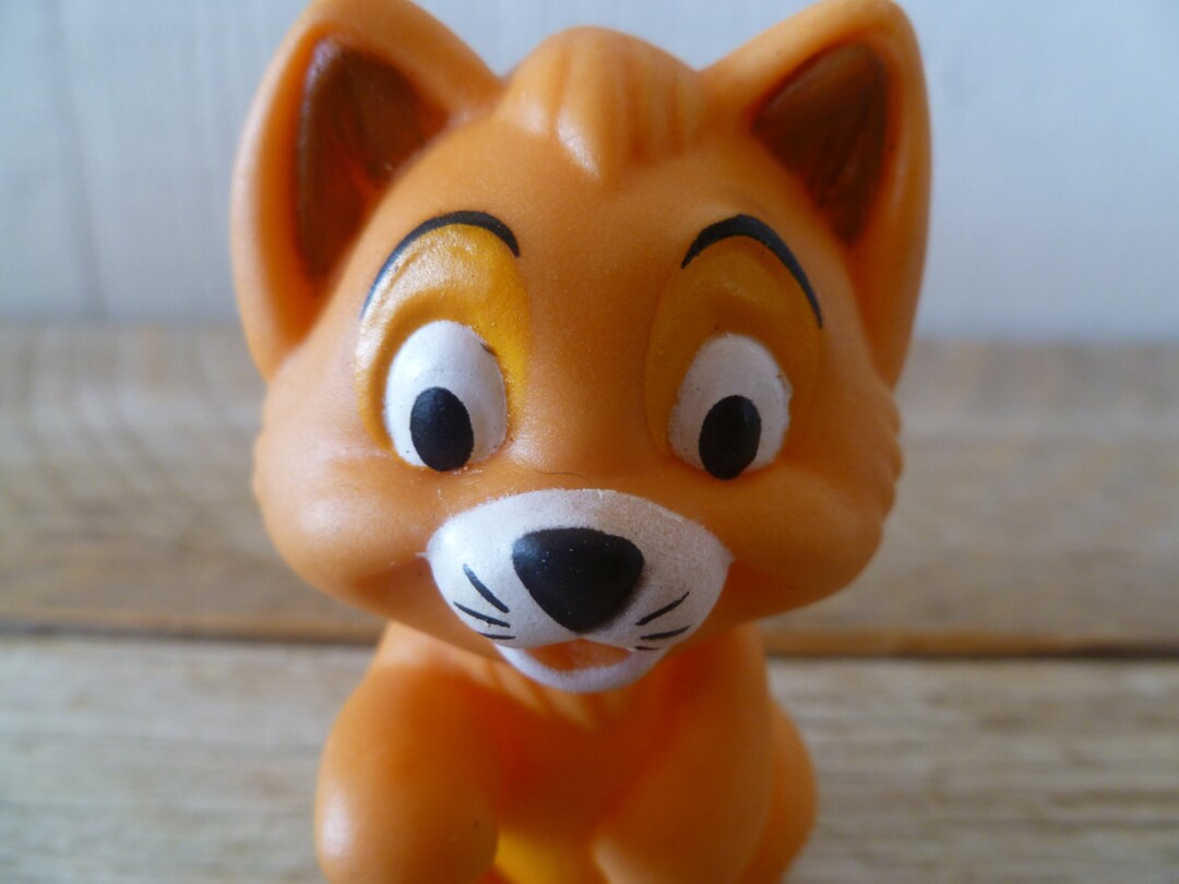 Oliver and Company Finger Puppet 3" Tall 1988 - Etsy